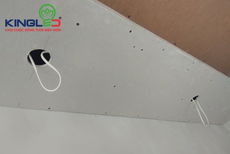Cách chọn kích thước đèn led âm trần phù hợp với lỗ khoét | KingLed
